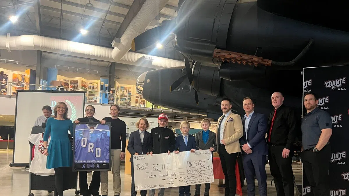 Quinte Red Devils hockey teams donate over $13,000 for the Belleville ...