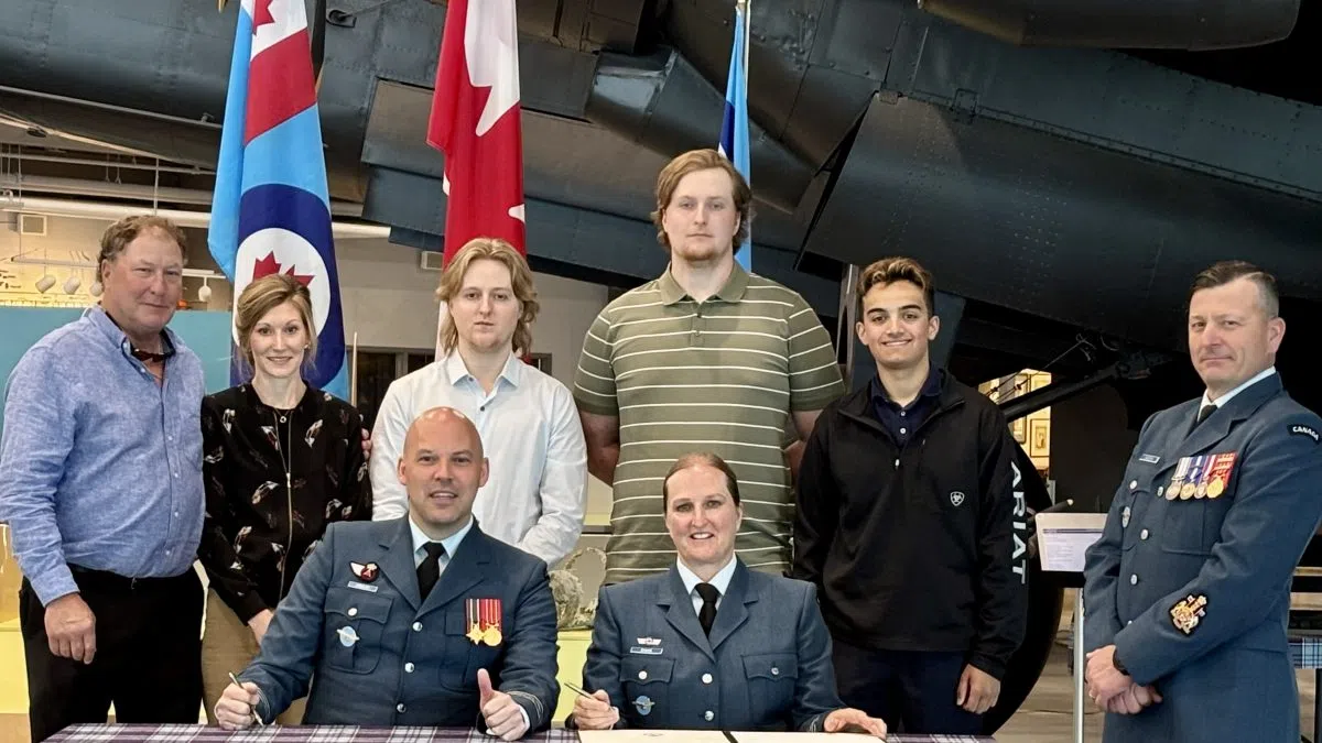 Chandy Davis new Honorary Colonel for 8 AMS | Quinte News