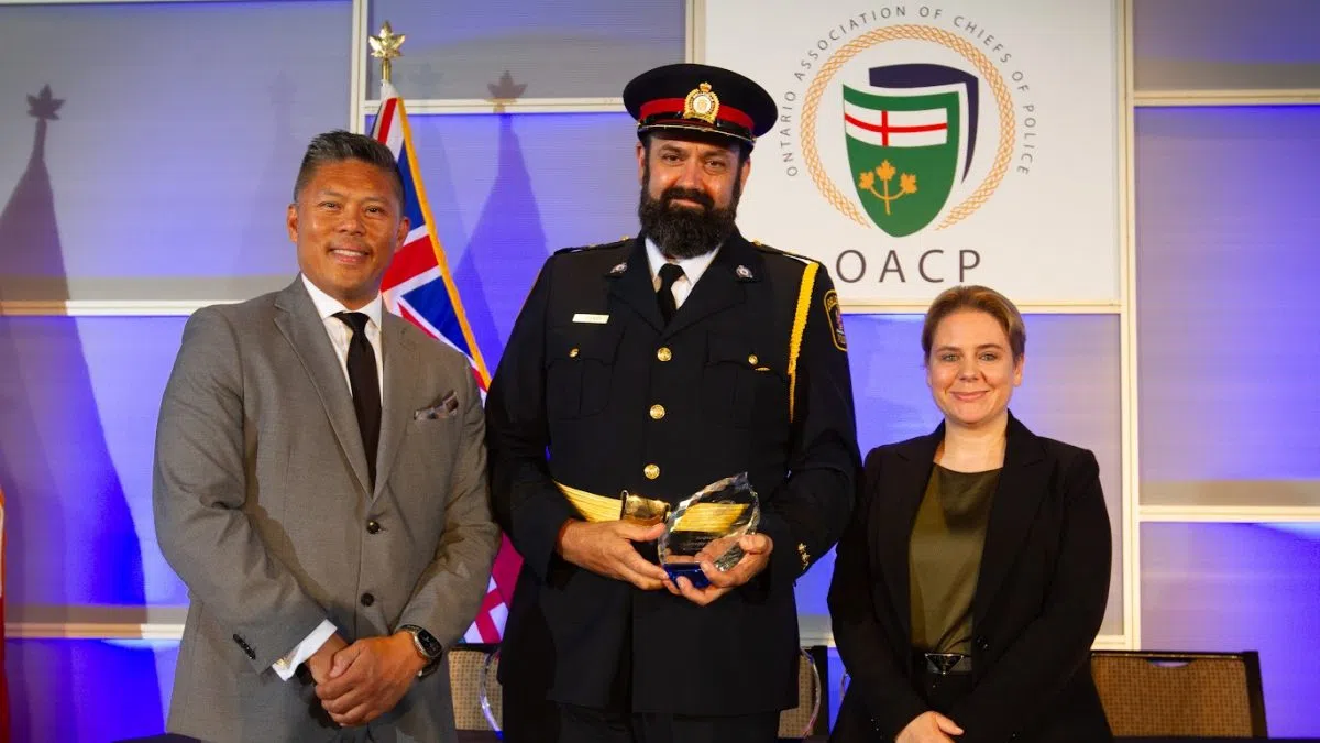 Belleville Police Service Member Receives OACP Award of Excellence ...