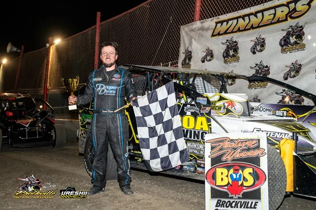 Engines roar and dirt flies at Brockville’s Fall Nationals weekend ...