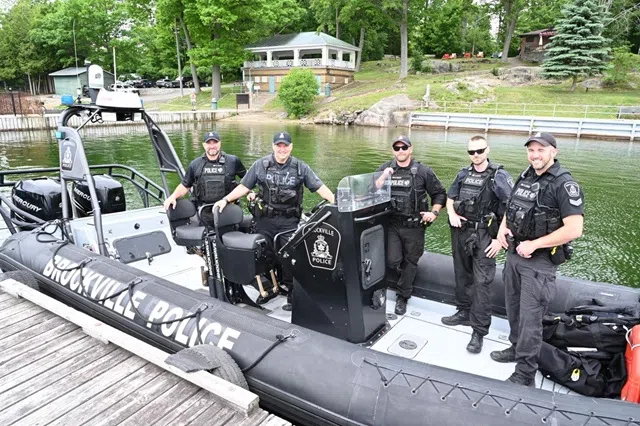 Making Waves: RCMP donates patrol vessel to Brockville Police ...