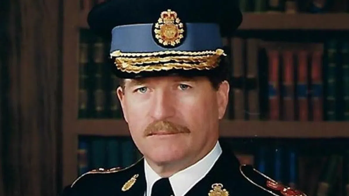 Policing community mourns death of former OPP commissioner, local ...