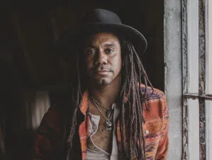 COMMUNITY SPOTLIGHT: Singer-songwriter Julian Taylor drops new single ...