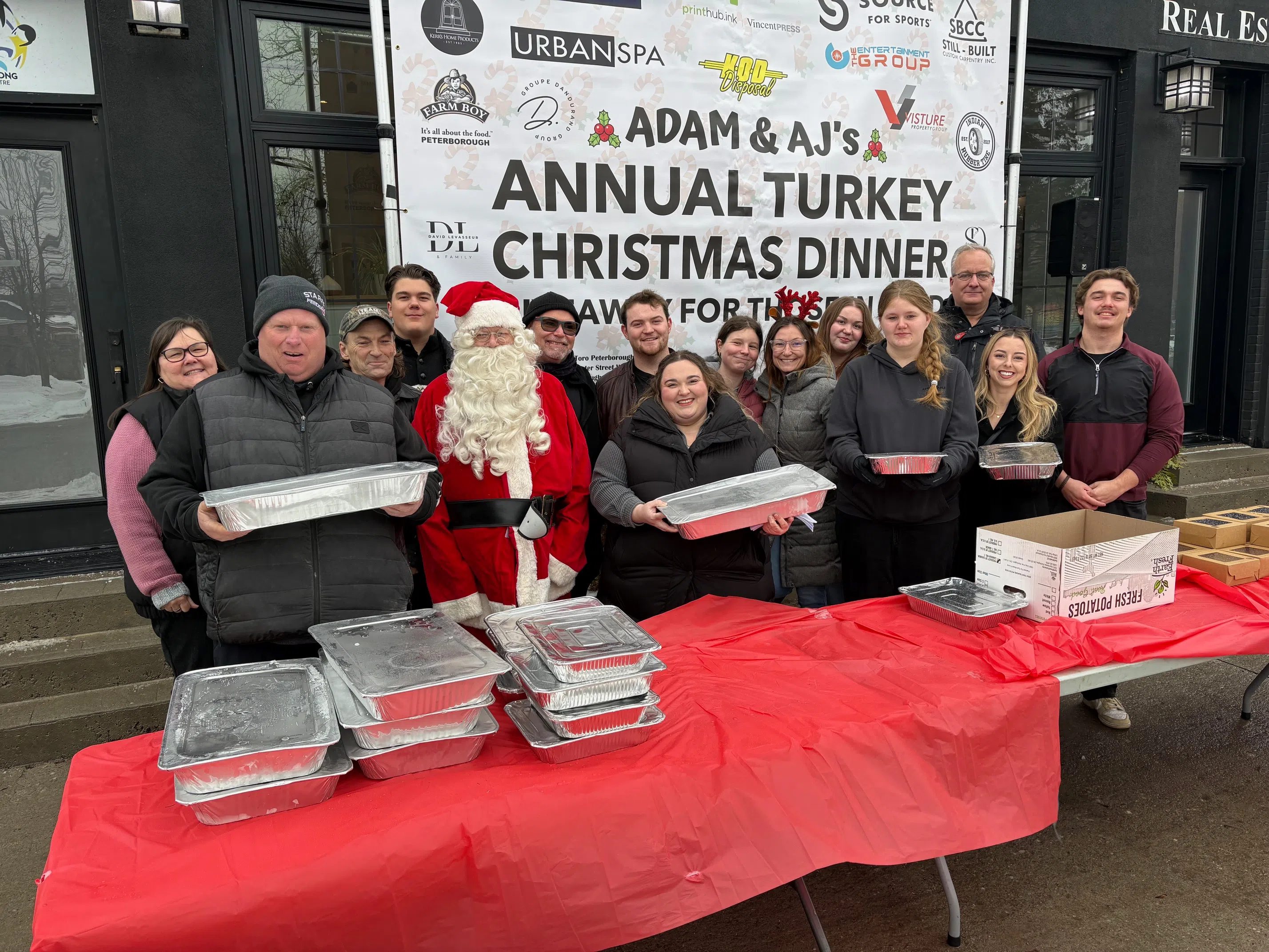 ‘Adam & AJ’s Turkey Christmas Dinner’ held to support those in need ...