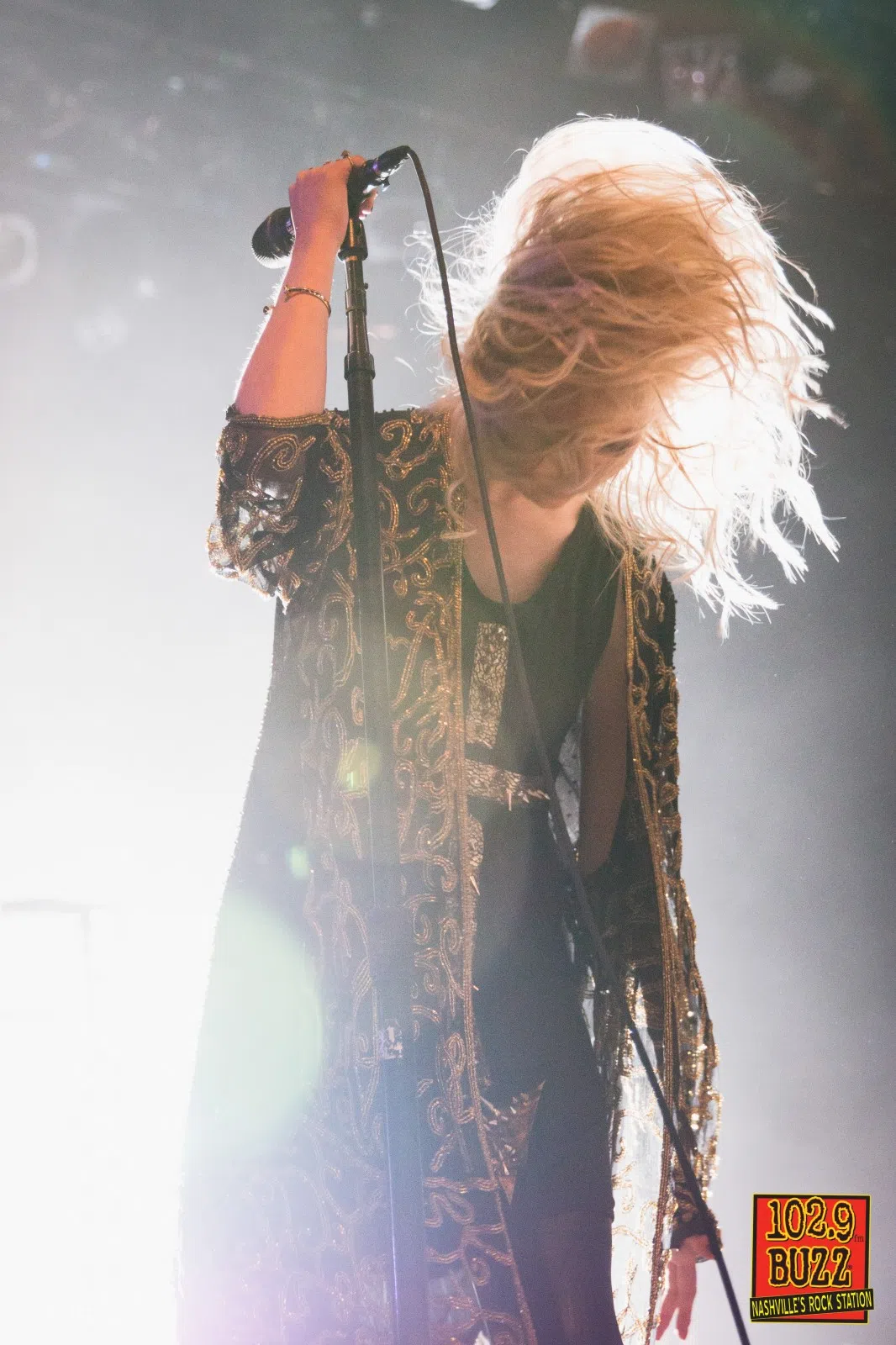 WATCH: The Pretty Reckless Covers ‘Like A Stone’ | 102.9 The Buzz