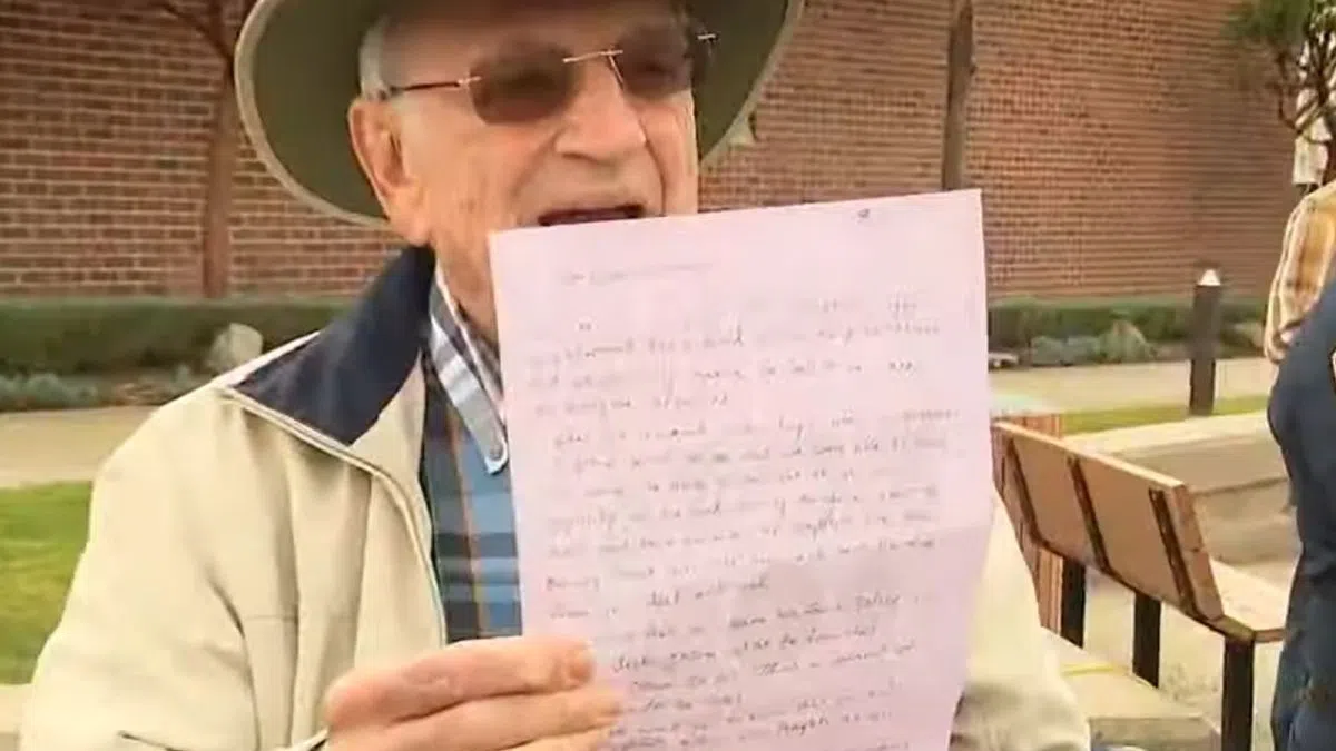 Malibu Man Finds Heartfelt Note From Firefighters Who Saved His Home ...