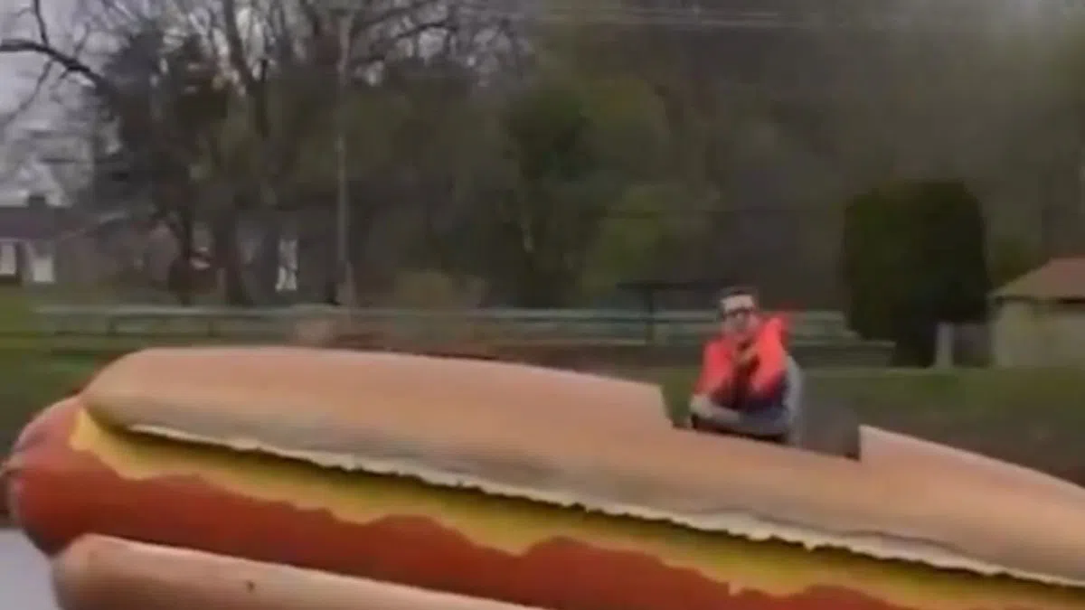 Would You Rather Have a Regular Boat or This Guy’s Wiener Boat? | 102.9 ...