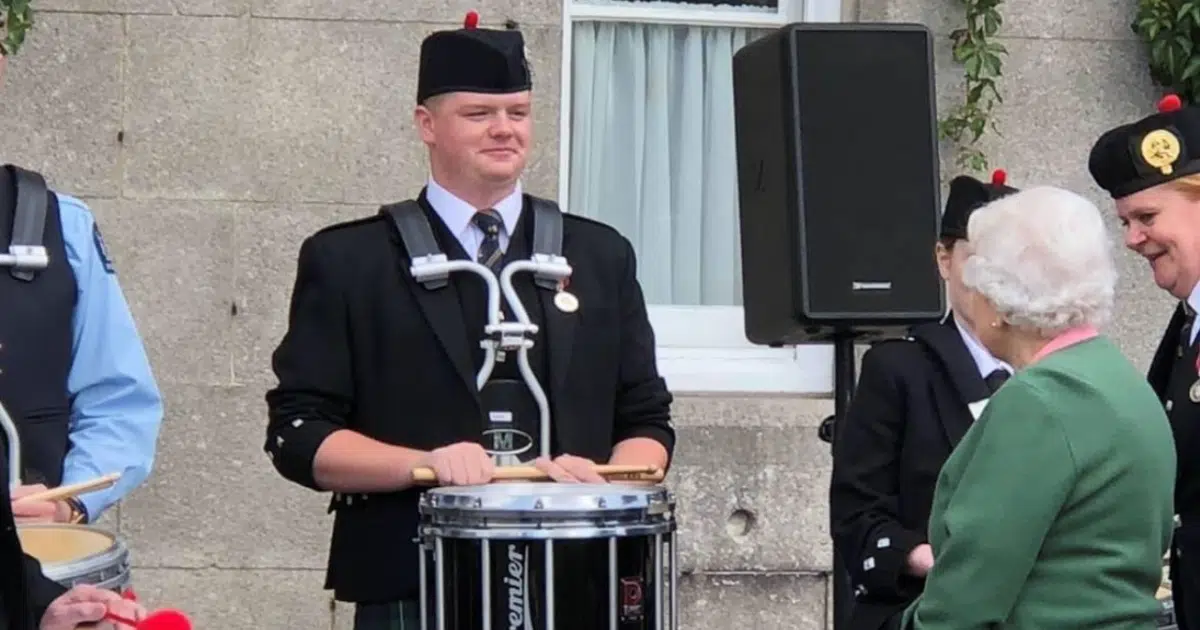 Meeting Queen Elizabeth II: Smiths Falls man recalls thrilling Royal ...