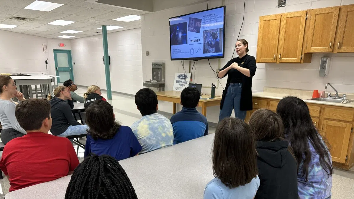 Chimo Elementary hosts Skills Ontario session | Lanarkleedstoday.ca