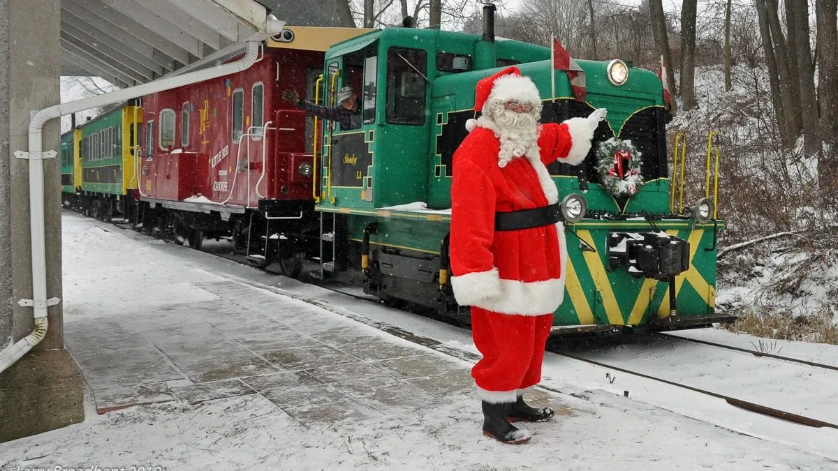 Santa Treat Train Rides roll into Port Stanley Terminal Rail this ...