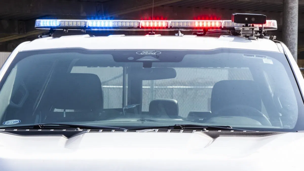 Active fire shuts down 500 block of Talbot Street in St. Thomas | 94.1 ...