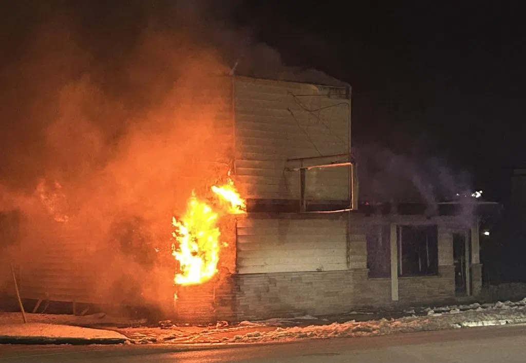 Fire crews respond to fire at abandoned variety store | 105.7 Strathroy ...