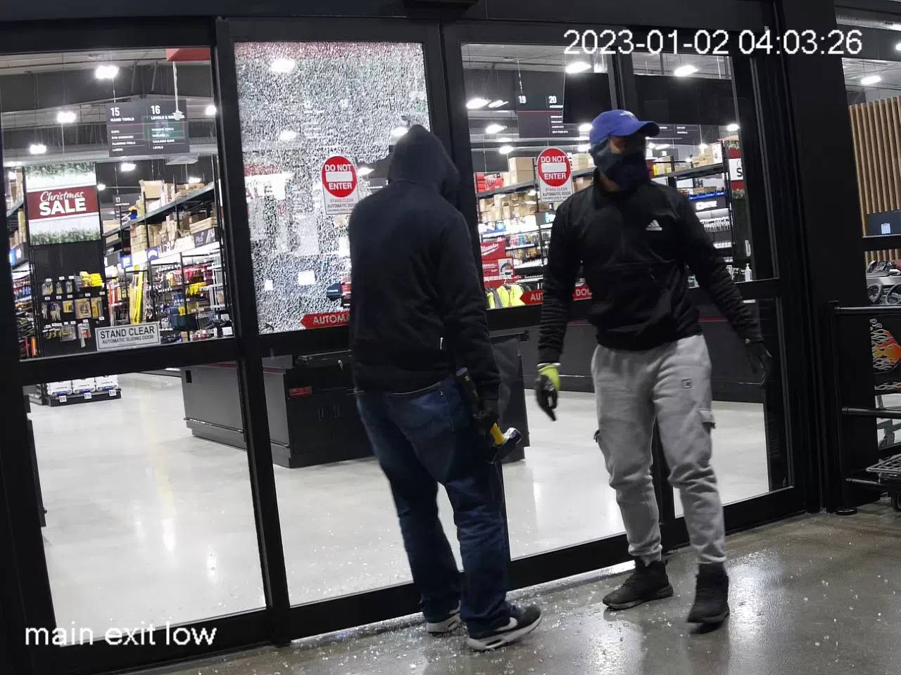 Perth OPP looking for 4 suspects following a break and enter | 90.5 ...