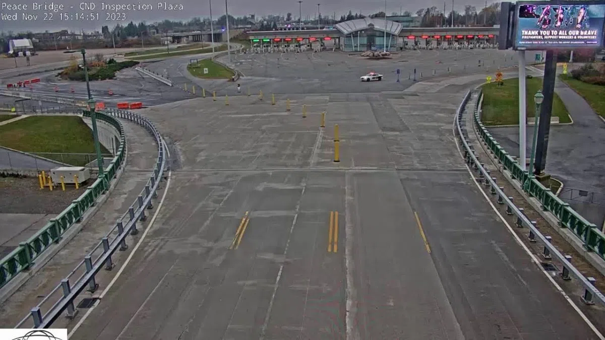 Explosion on Rainbow Bridge shuts several Canada/U.S. border crossings ...