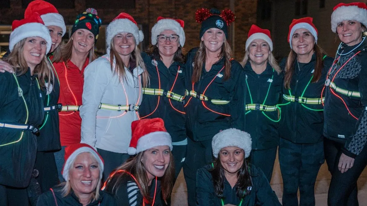 COMMUNITY SPOTLIGHT- Fifth Annual Jingle Run Lights Up Exeter for a ...