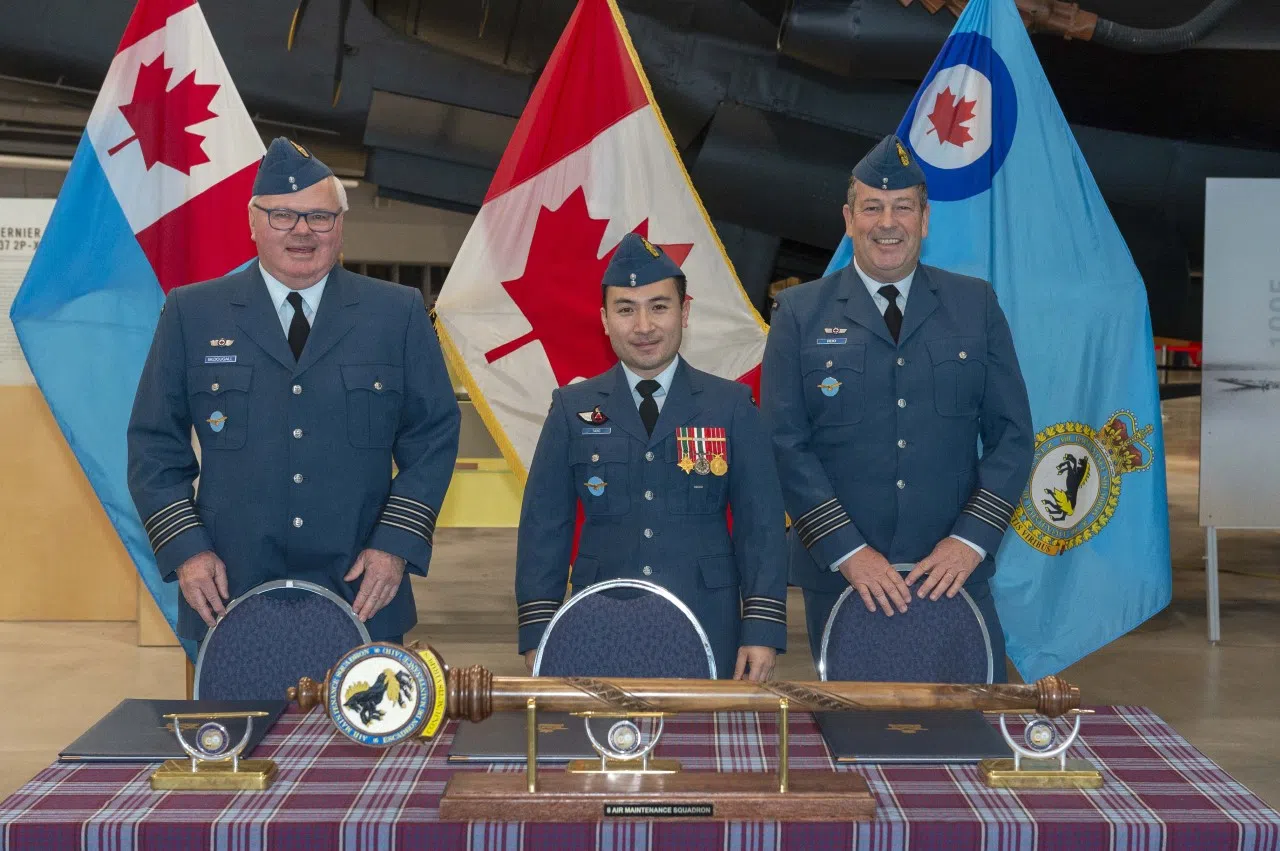 Belleville native invested as new Honorary Colonel – 8 Air Maintenance ...