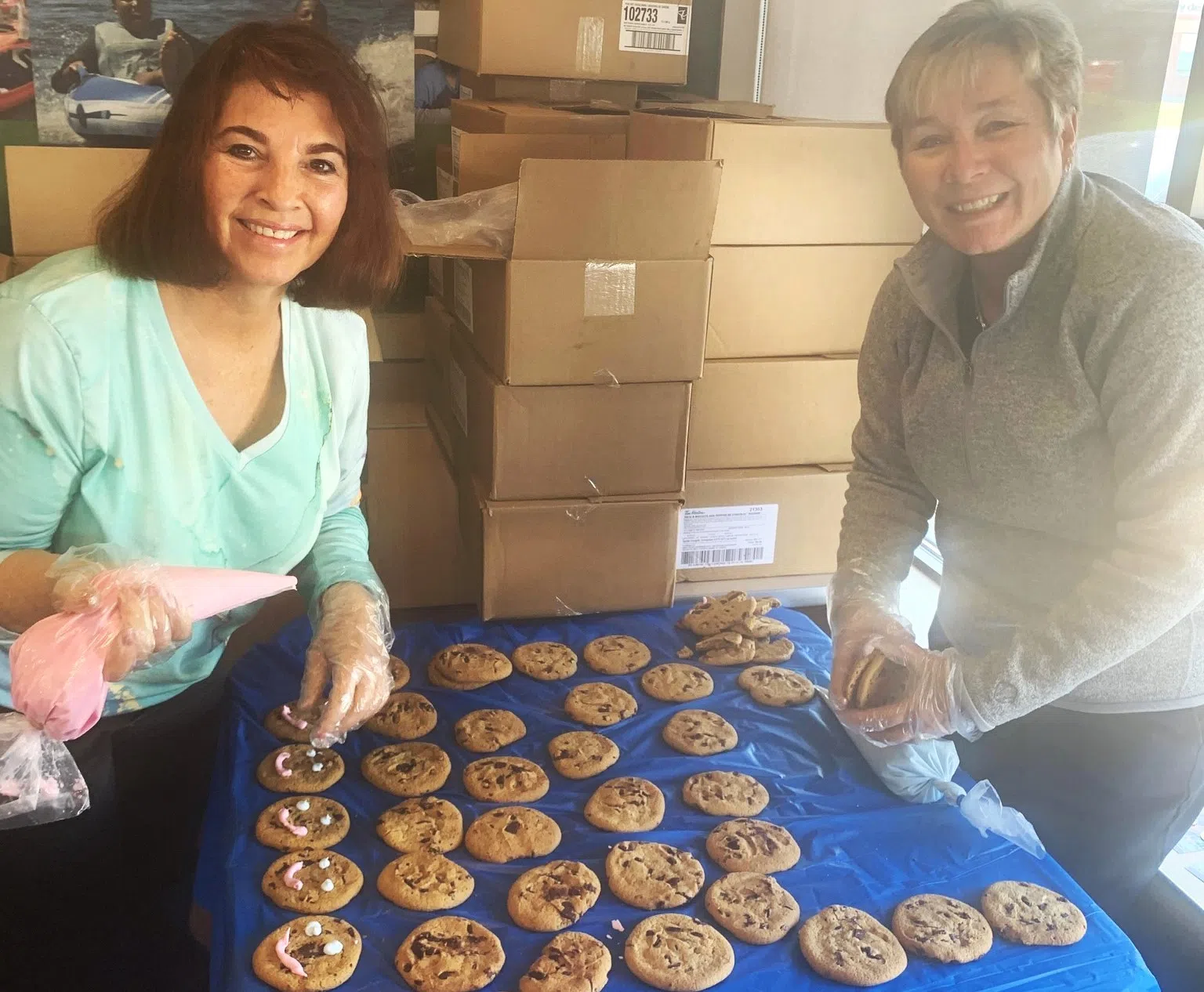 ‘Support your local hospital’: Smile Cookies return to help Trenton ...