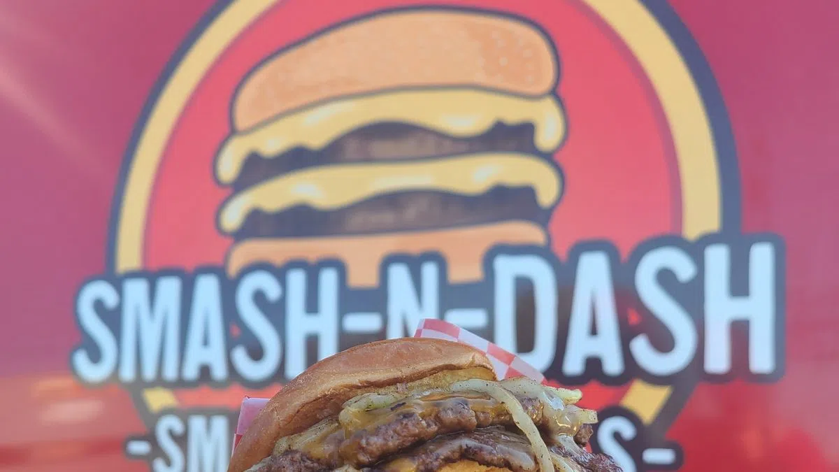 Smash N Dash Smashburgers opens Arnprior location | Oldies 107.7