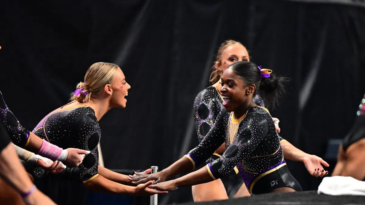 Sooners stumble; LSU a favorite to win its first natty in gymnastics ...