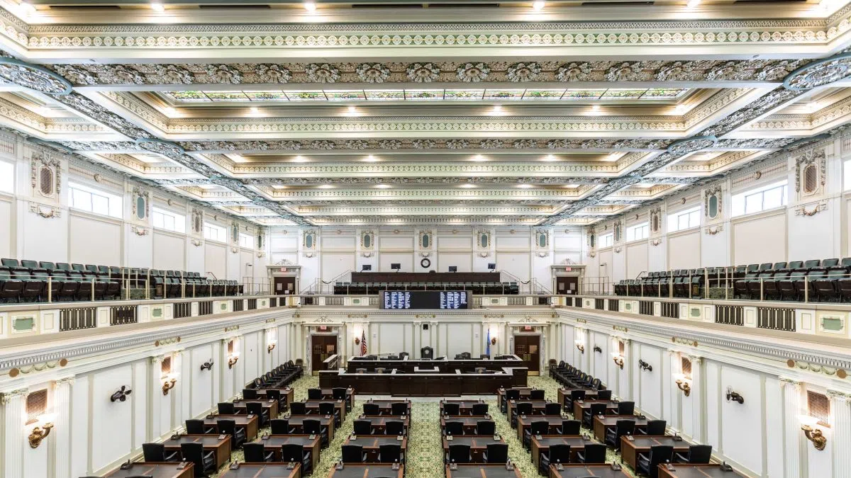 Veto overridden of bill to allow state funding for the Office of ...