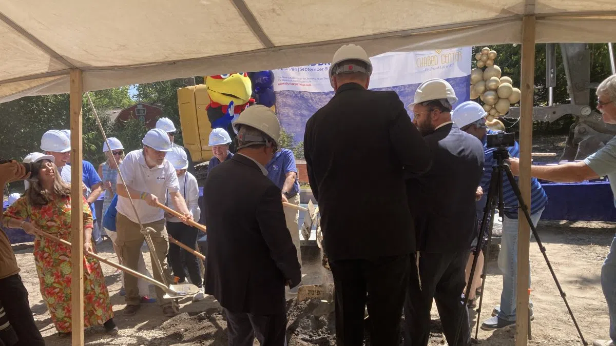 The groundbreaking ceremony for the new Chabad House | KLWN 101.7 FM and 1320 AM