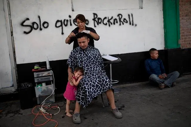 Migrant ‘caravan’ gathers on US-Mexico border | northeastNOW