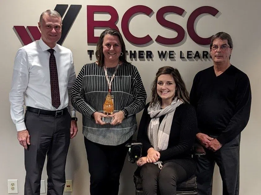 Hamlin receives Arc of Indiana ‘Champion Award’ | Local News Digital