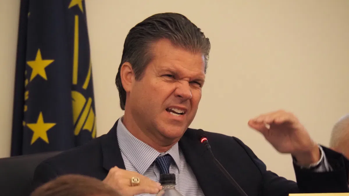 INDOT faces fiscal cliff without road funding changes | MOJO 102.9