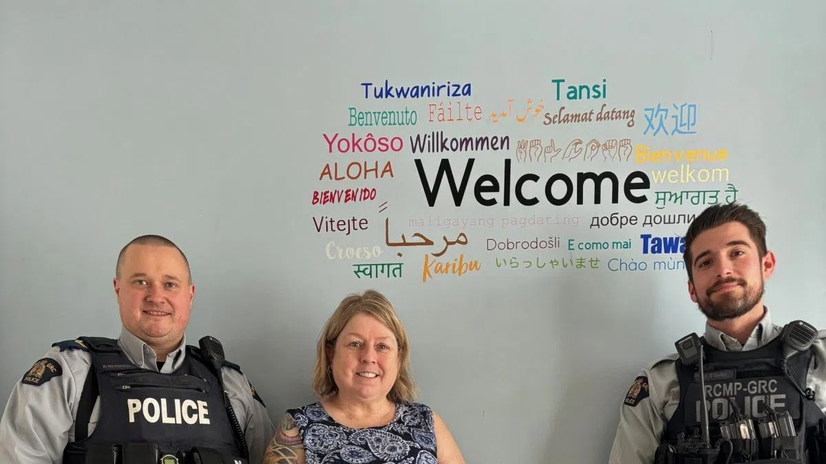 Kitscoty RCMP donate winter clothing to shelter | boom 101.9