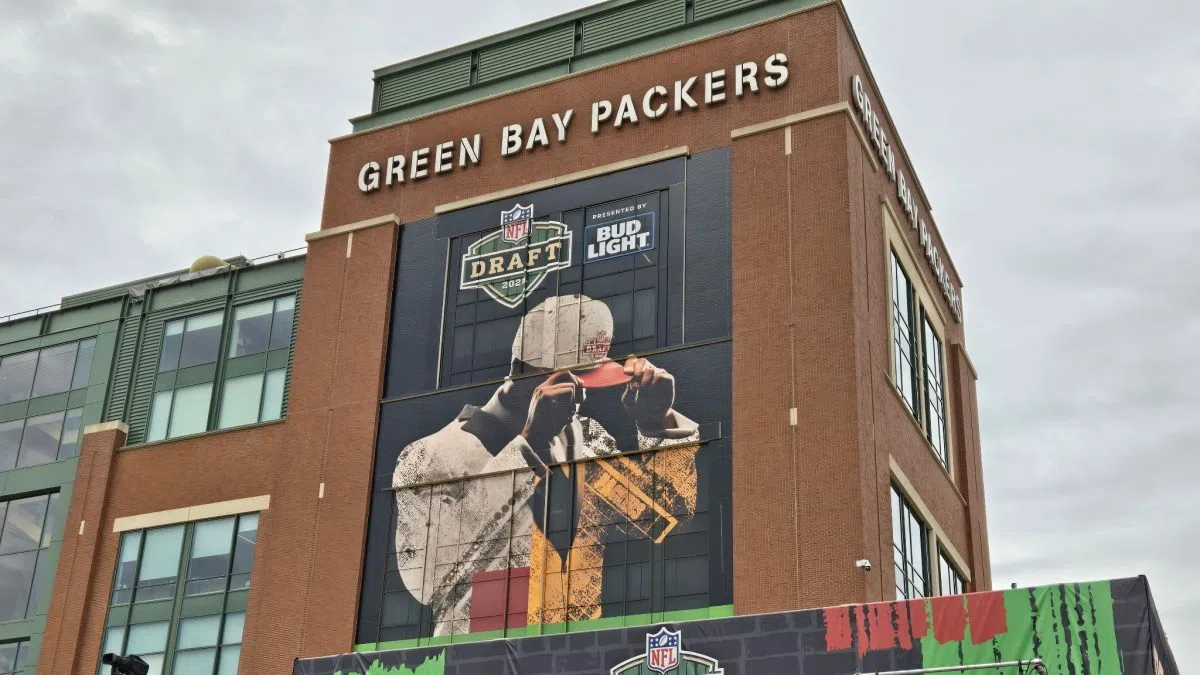 Packers Announce Season Kick-Off Concert at Lambeau Field Parking Lot ...