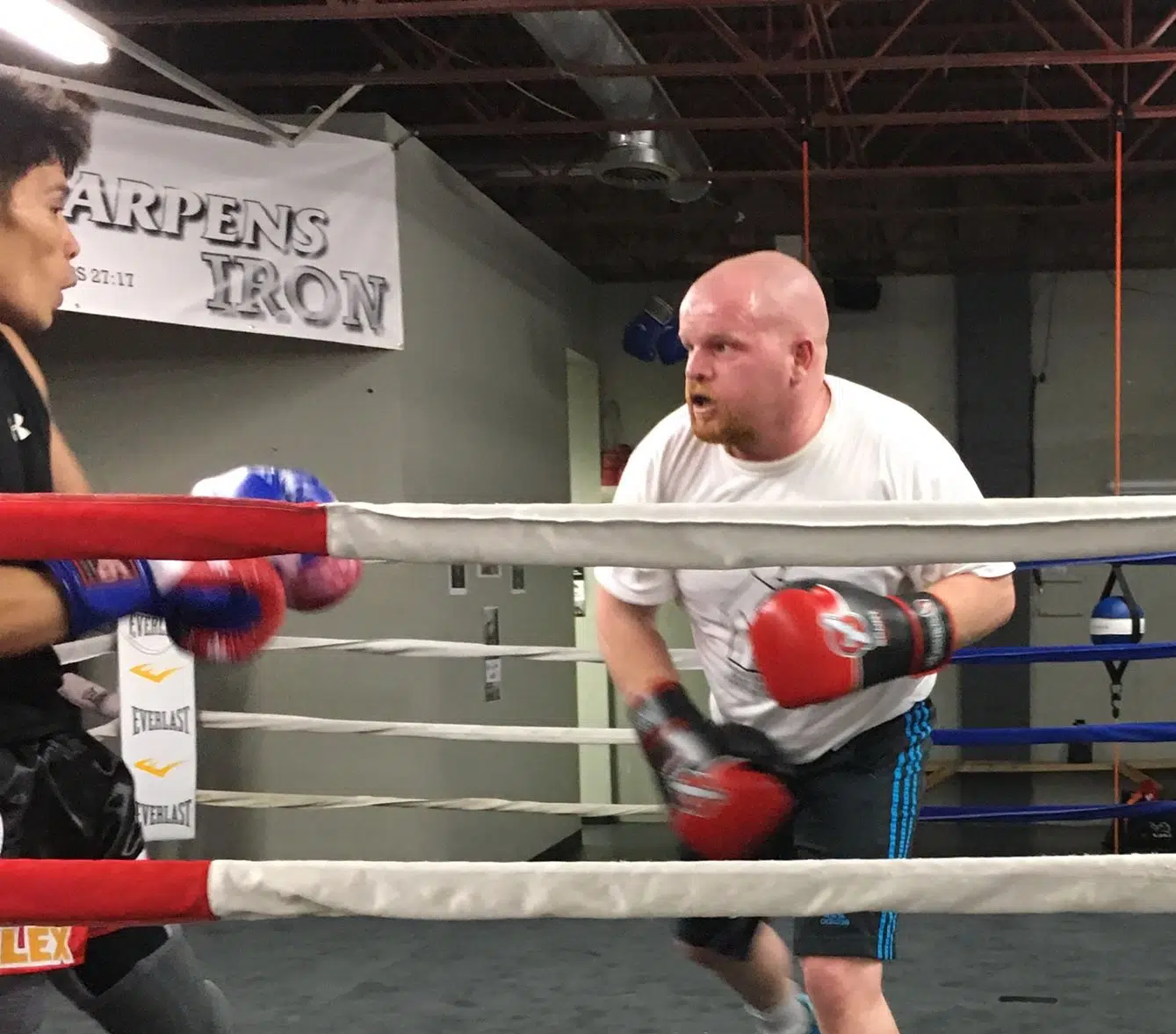 Boxing fundraiser fights cancer | EverythingGP