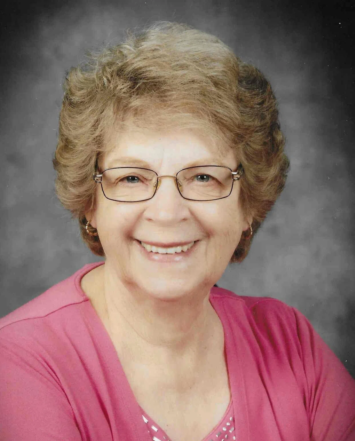 Burlette Caroline Looy | rdnewsnow.com