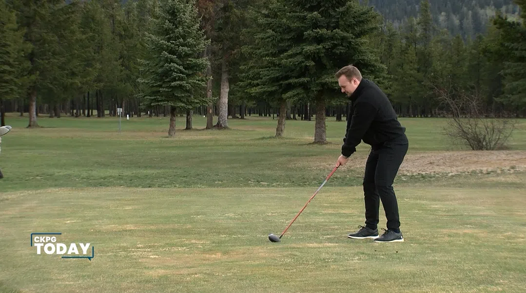 Teeing off at the Valemount Pines Golf Club | CKPG Today