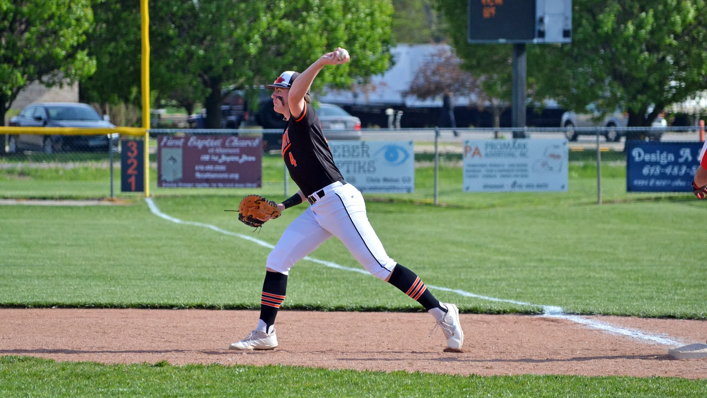 Altamont Wraps Up Regular Season With 7-6 Win Over Newton | I70Sports
