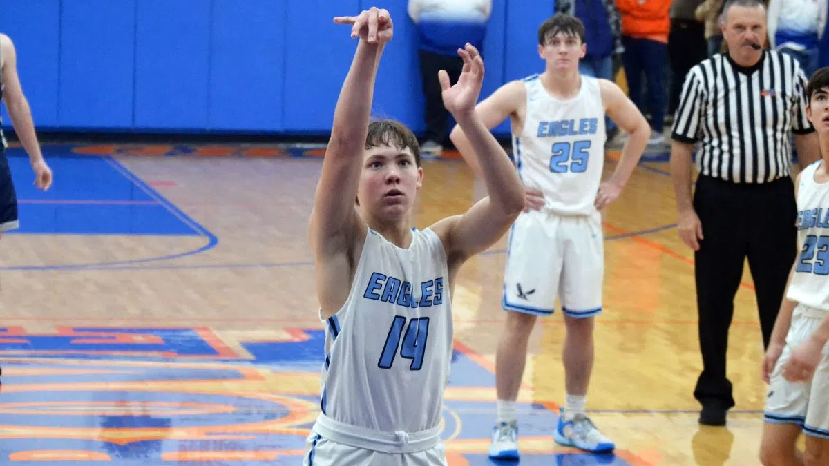 SEB Moves to 5-0 With Win Over Neoga in NTC Opener | I70Sports