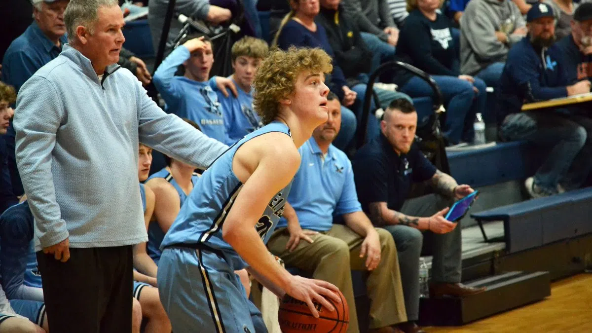 SEB Holds Off Lincolnwood for Win on the Road | I70Sports