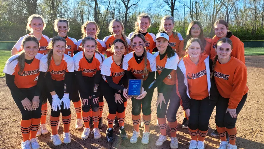 Altamont Takes Second at South Central Tournament | Vandalia Radio