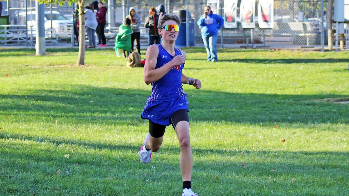 CHBC’s Cosart Qualifies for State Cross Country Meet, Bobcats Finish ...