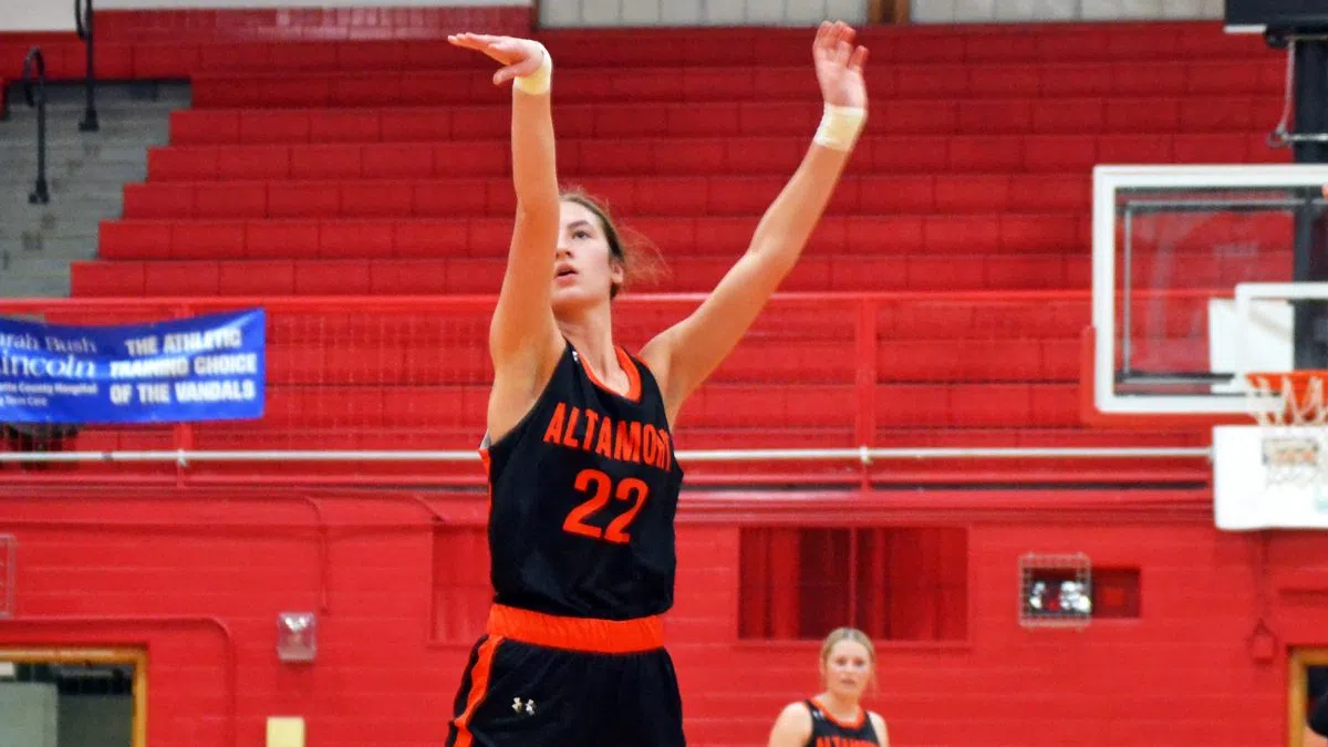 Altamont Drops Road Contest at Nokomis | I70Sports