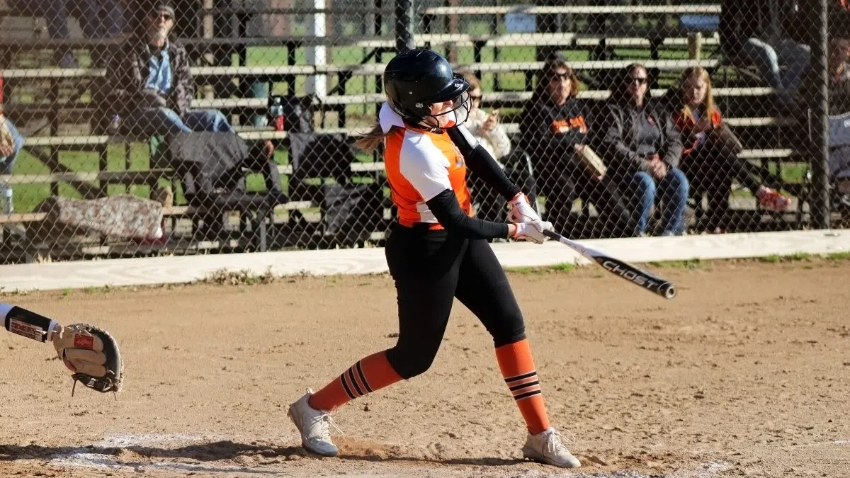 Altamont Routs North Clay in NTC Softball Action | Vandalia Radio