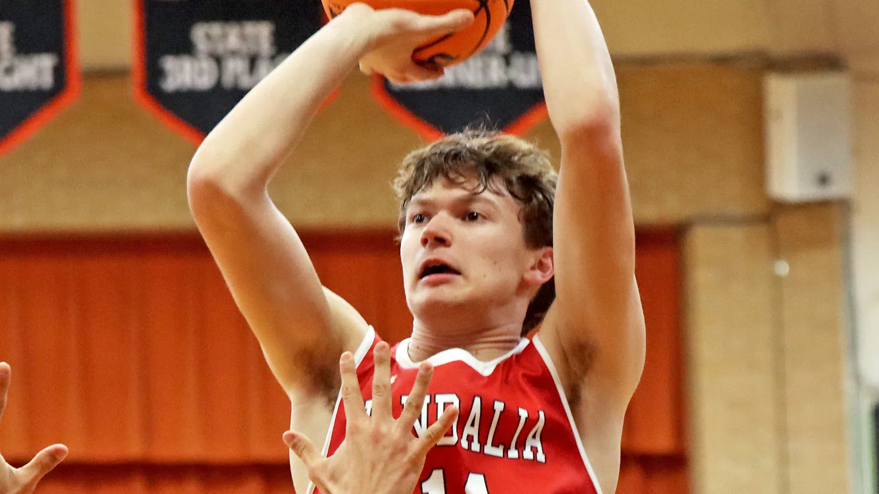 Vandals Fall to Mounds Meridian at the B.I.T.; Will Play in 7th Place ...