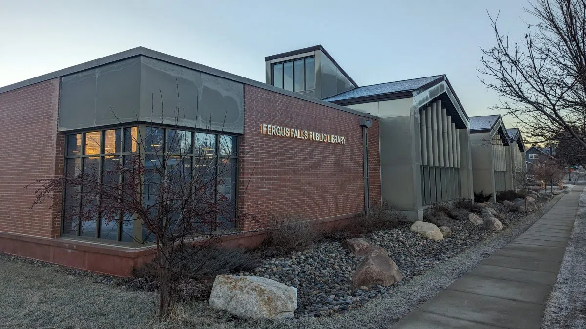 Fergus Falls Library Hosts Clothing Swap | Fergus Now