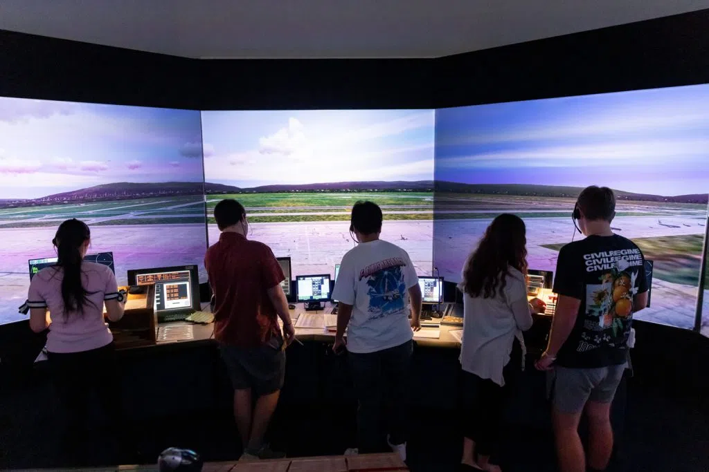 FAA Fast-Tracks UND Air Traffic Control Graduates into Workforce | KNOX ...