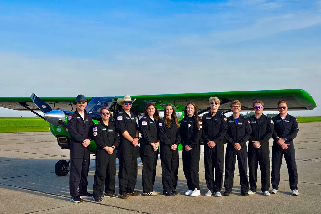 UND Aerobatic Team Soars to National Title in 2025 IAC Collegiate ...