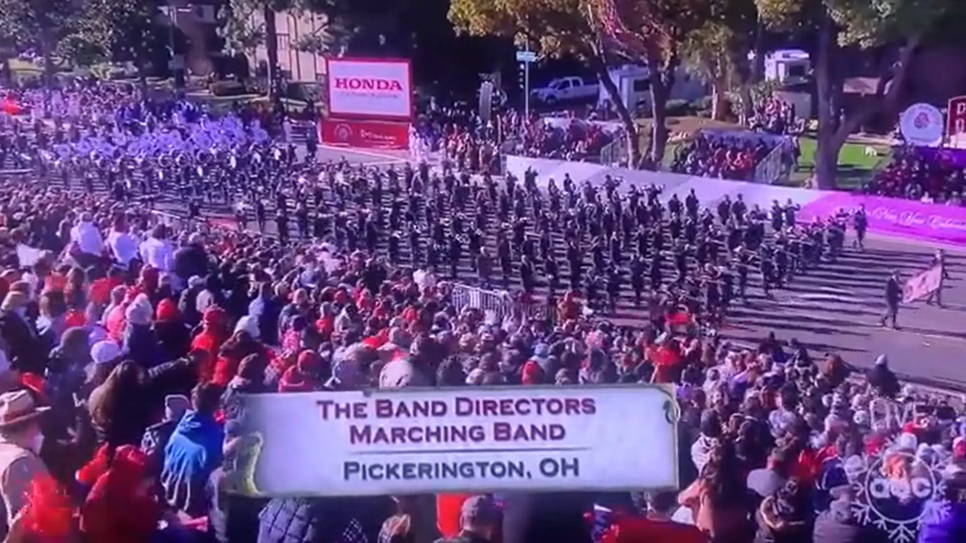 Detroit Lakes Band Director Tim Siewert Marches In 133rd Annual Rose ...
