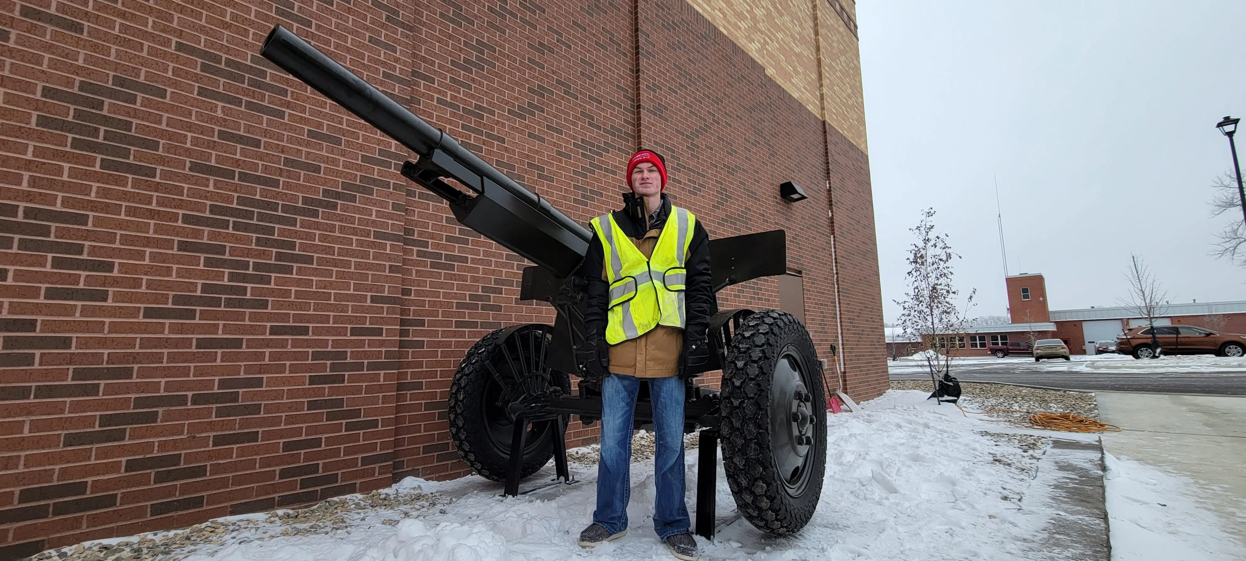 Detroit Lakes eagle scout hopeful completes howitzer base platform ...