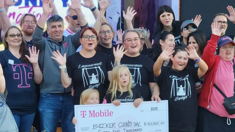 KDLM | Lakes Area Radio