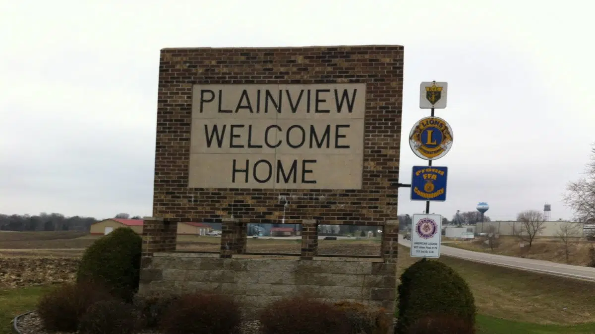 ‘Issue in the water’ closes Plainview pool | Winona Radio