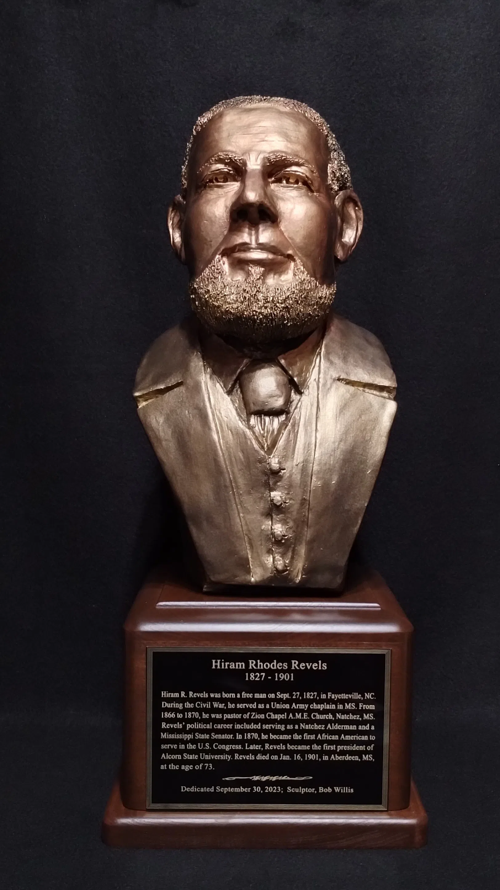 Sculptor Bob Willis awarded 2024 Award of Merit for his bust of Hiram ...