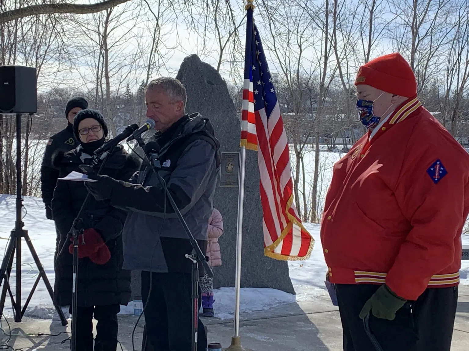 Memorial Bench Dedicated to Jerry Relph Unveiled in Wilson Park | KNSI